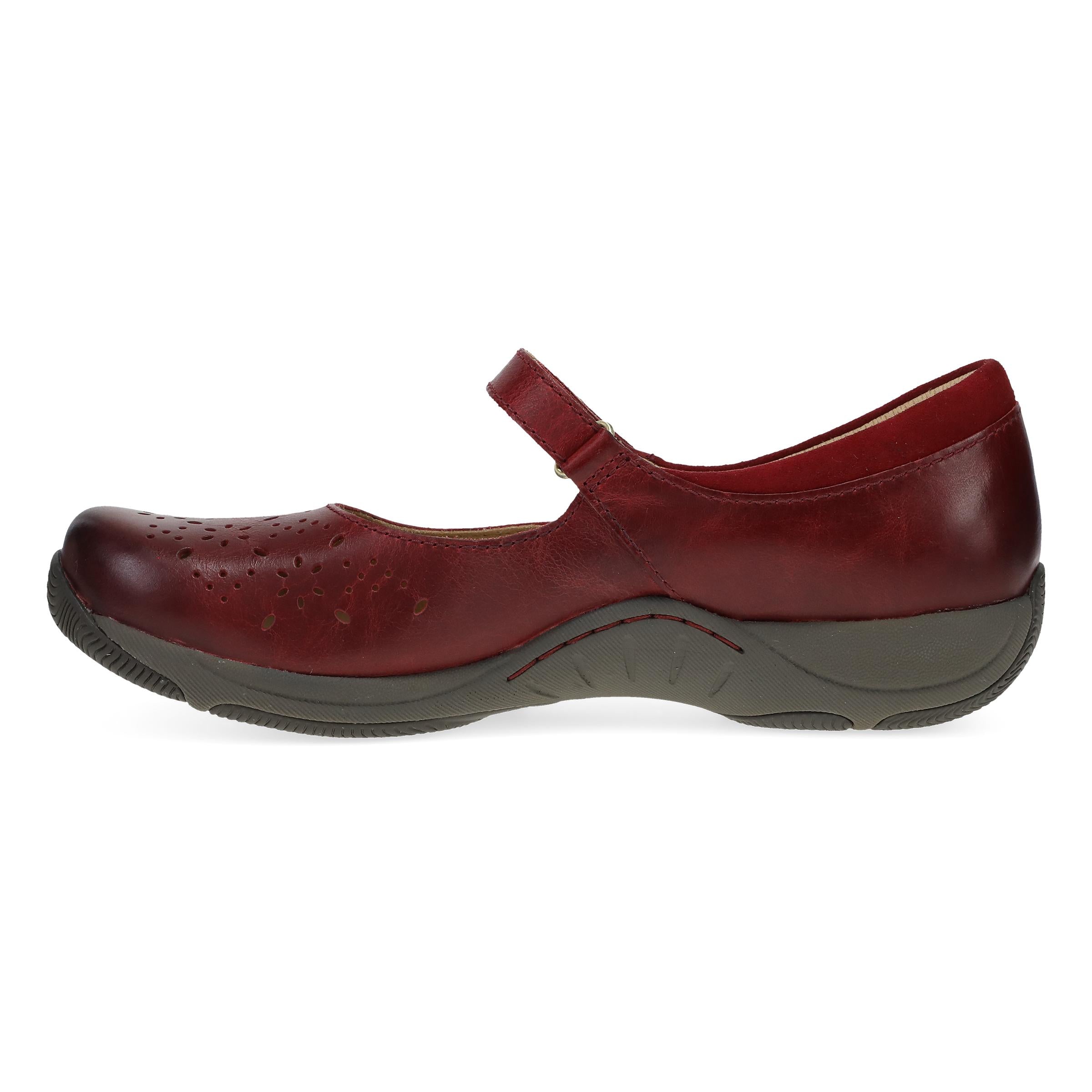 Stacy Wide Red Waxy Burnished – Dansko
