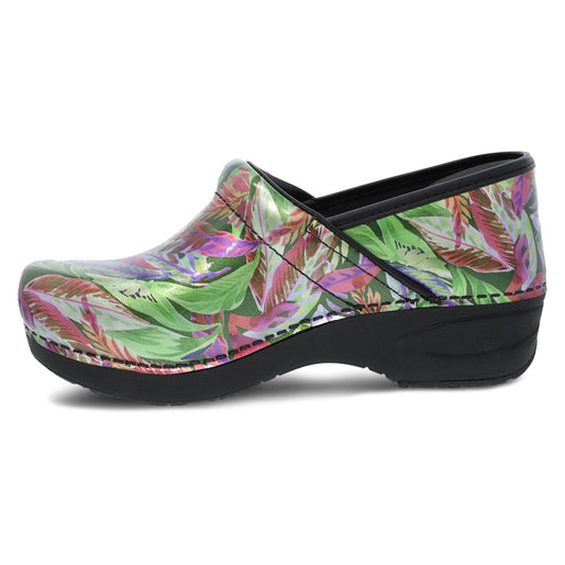 Healthcare Clogs | Free Ground Shipping – Dansko