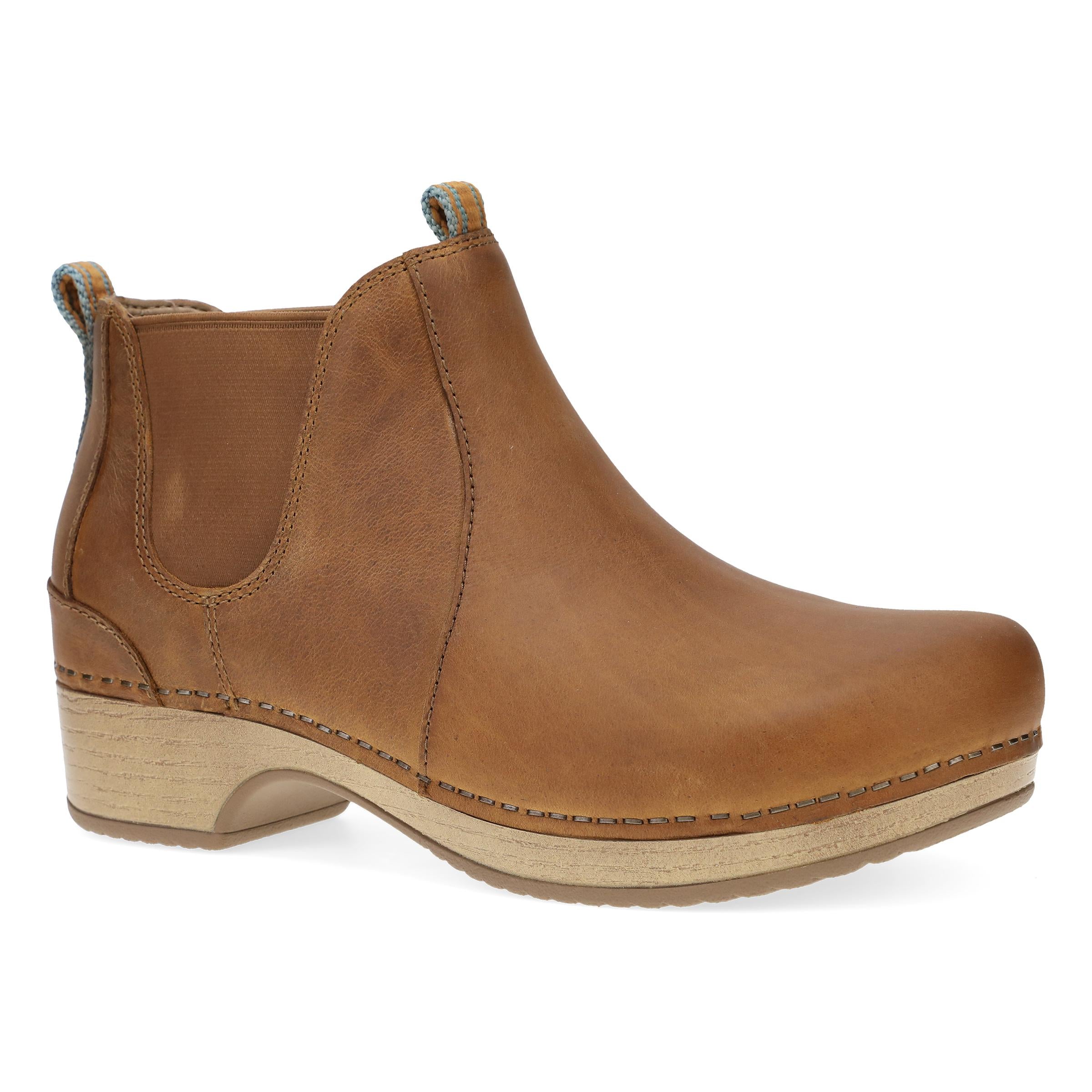 Becka Tan Oiled Pull Up – Dansko