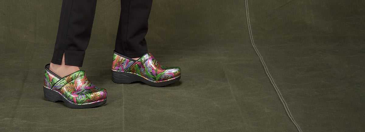 Nurse & Healthcare Shoes | Free Ground Shipping – Dansko