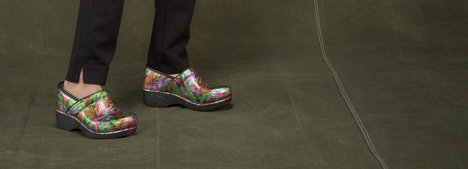 Nurse & Healthcare Shoes | Free Ground Shipping – Dansko