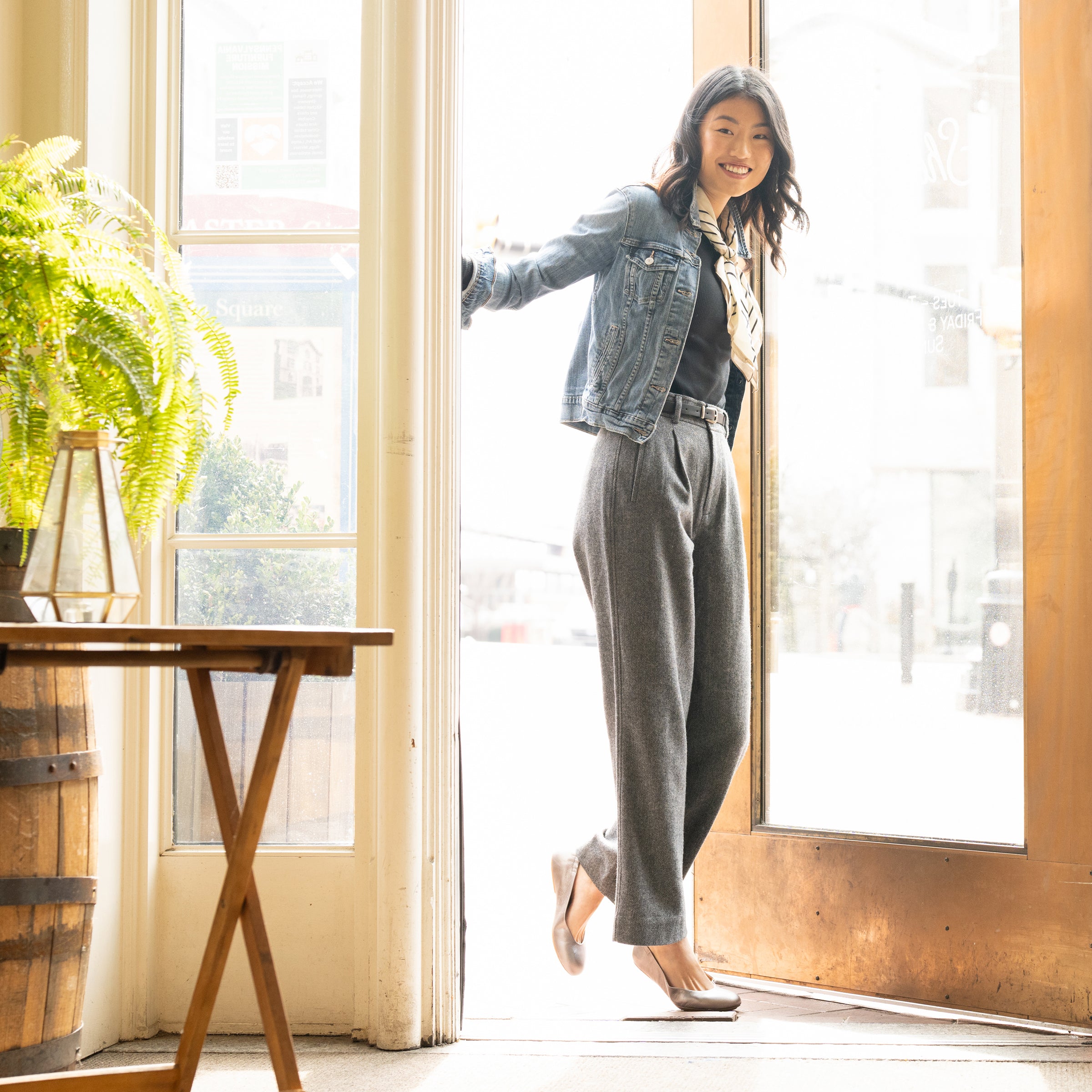 Mollie Pewter Metallic – Dansko
