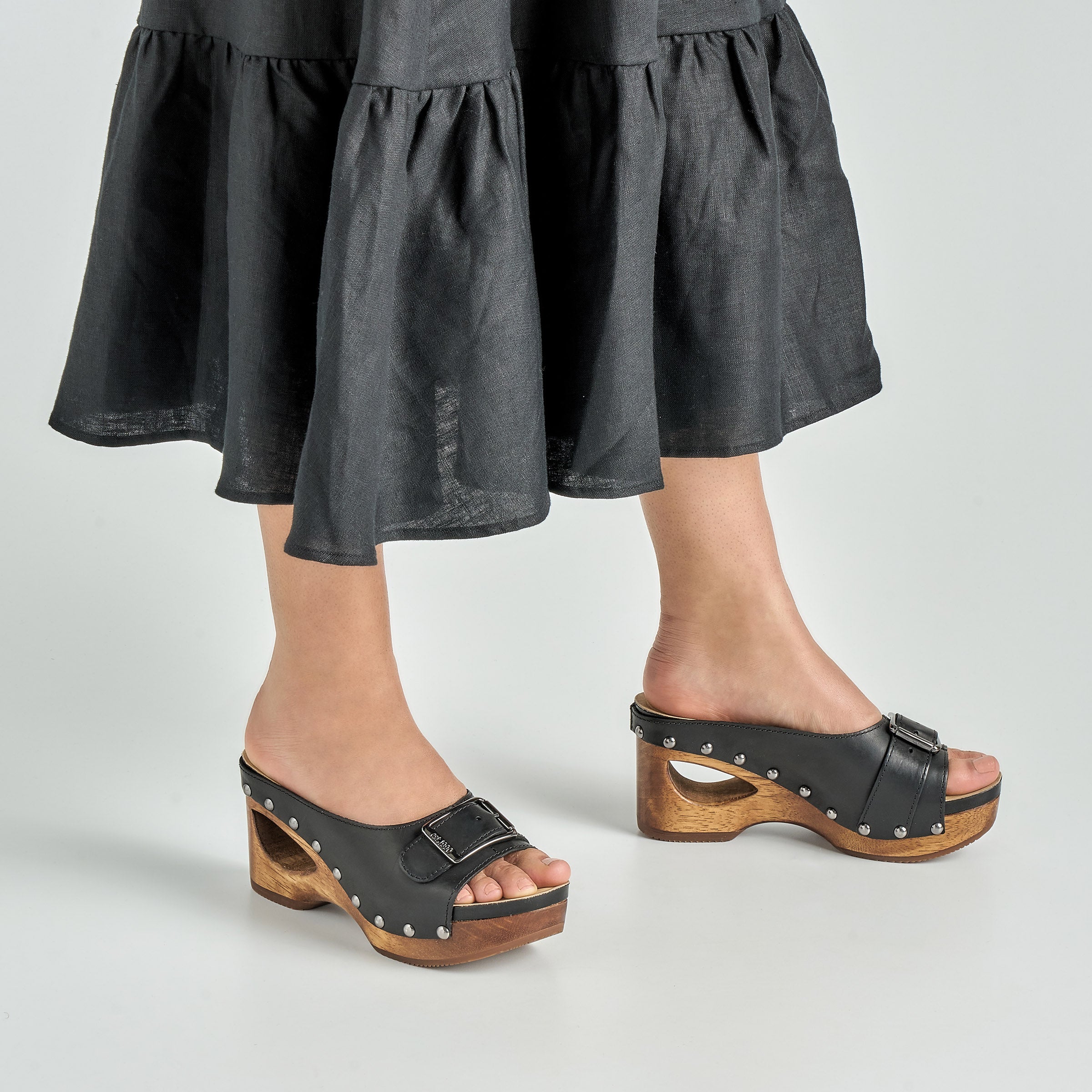 Ashland Wooden Clogs – Handcrafted Style & Comfort | Dansko