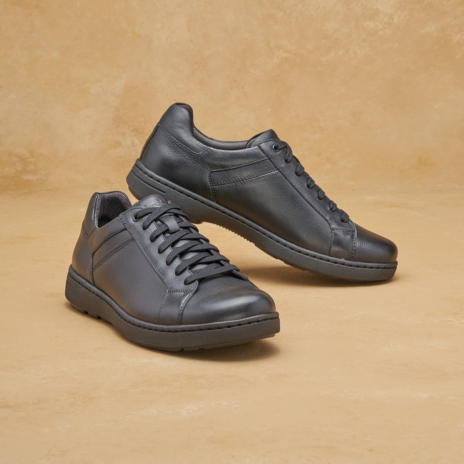 Timothy Black Waterproof – Dansko